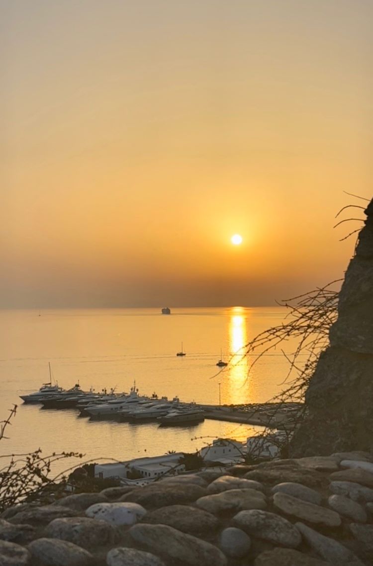 Los mejores lugares para ver el atardecer en Mykonos
